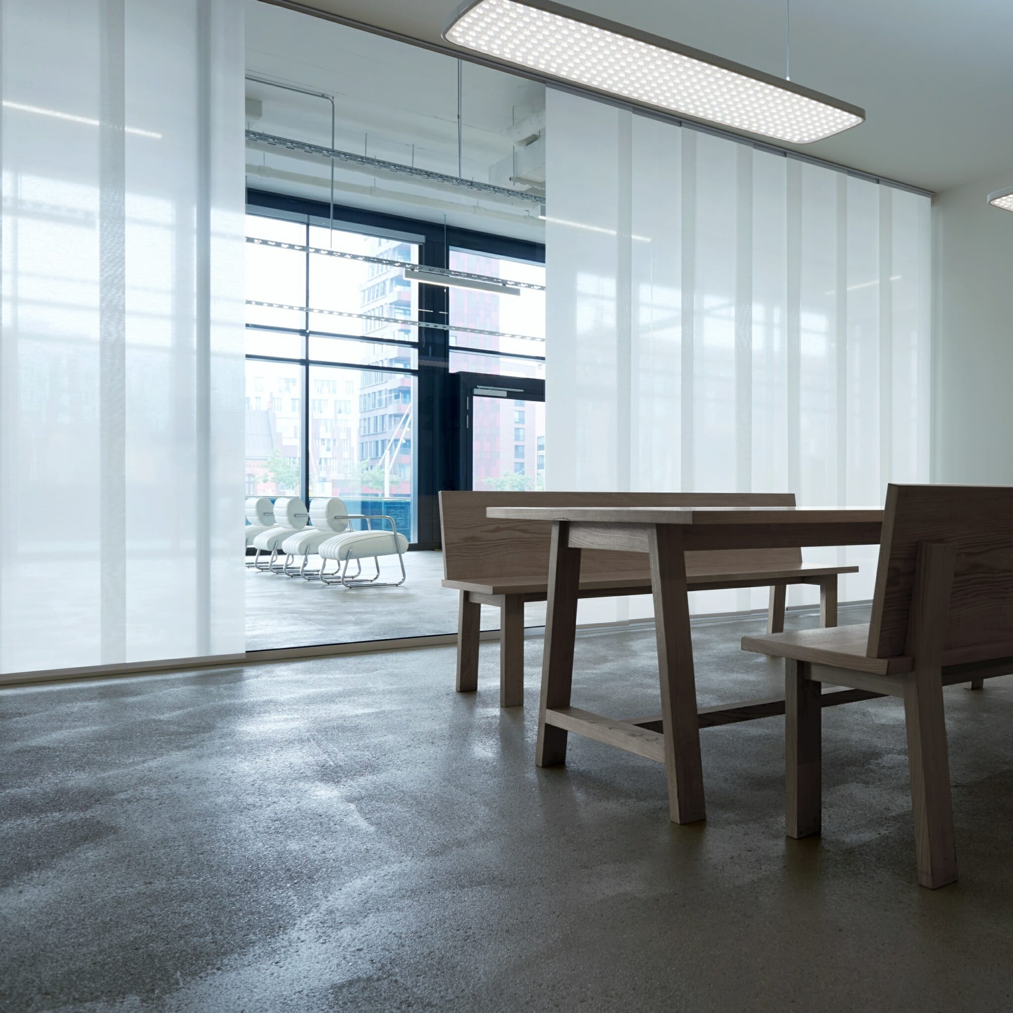 Schitterende en zonwerende paneelgordijnen - Zonnelux