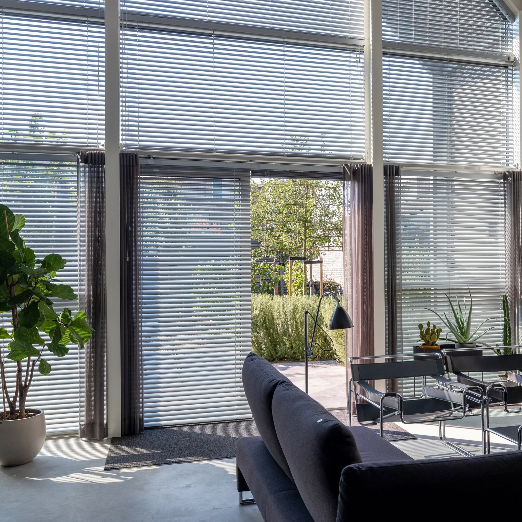 Raambekleding en raamdecoratie voor deuren - Zonnelux